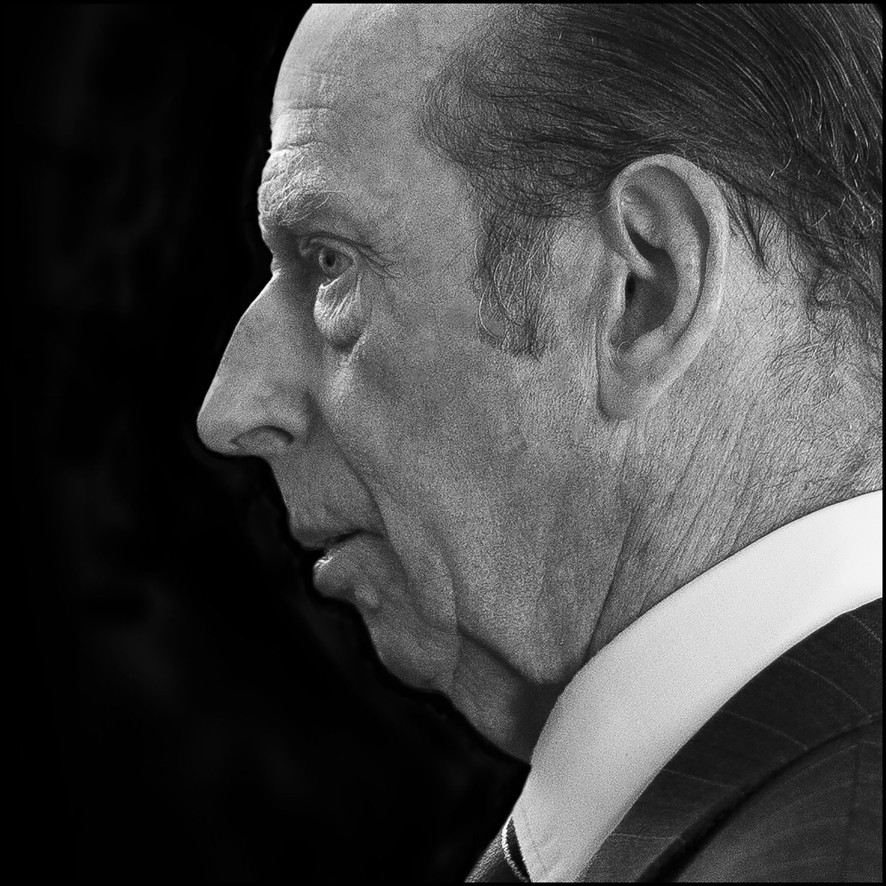 Portraits of an establishment