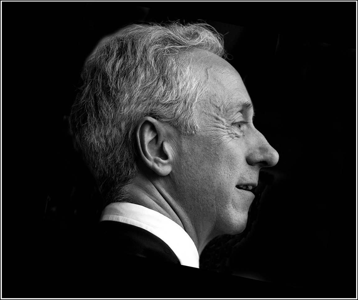 Portraits of an establishment