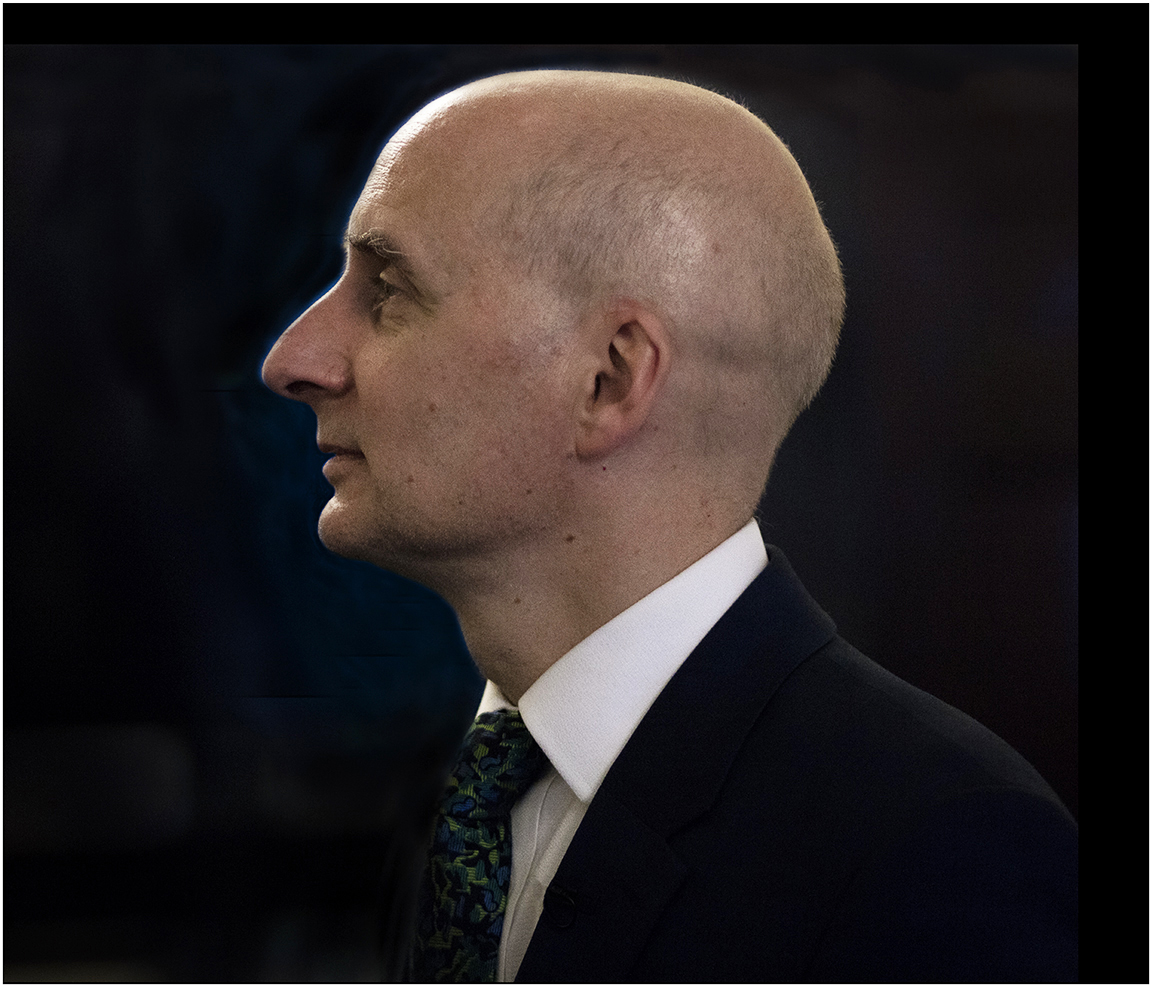 Portraits of an establishment