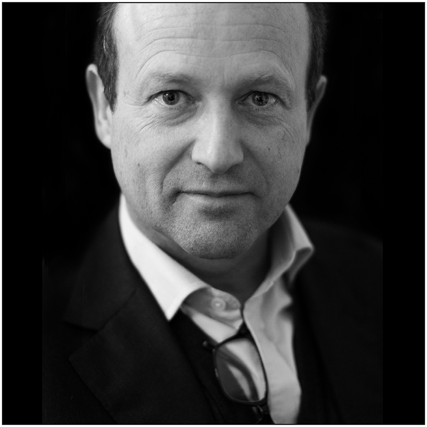 Portraits of an establishment