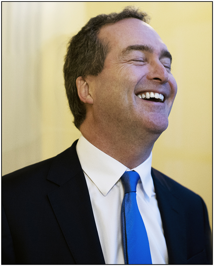 Portraits of an establishment