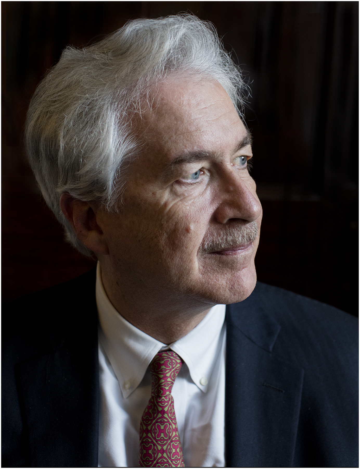 Portraits of an establishment
