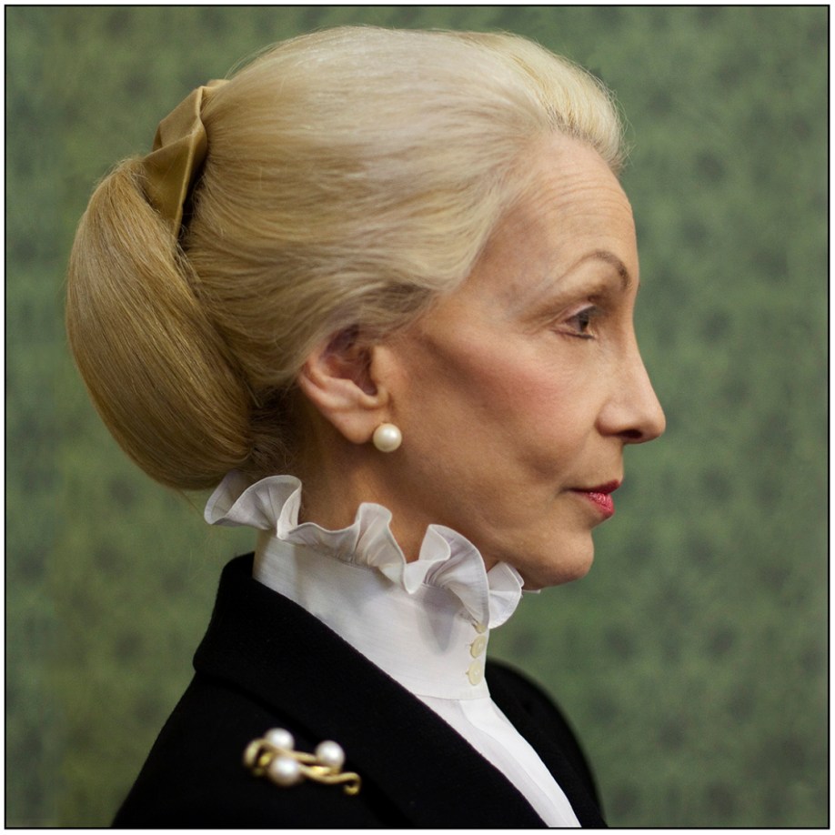 Portraits of an establishment
