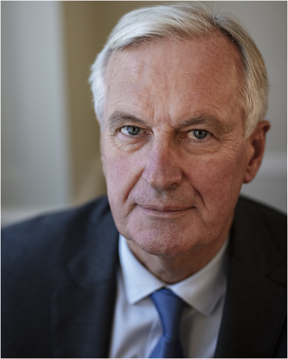 Portraits of an establishment