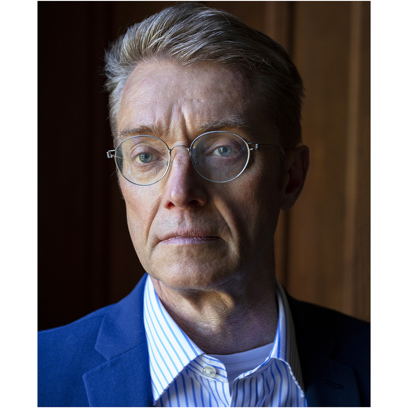 Portraits of an establishment