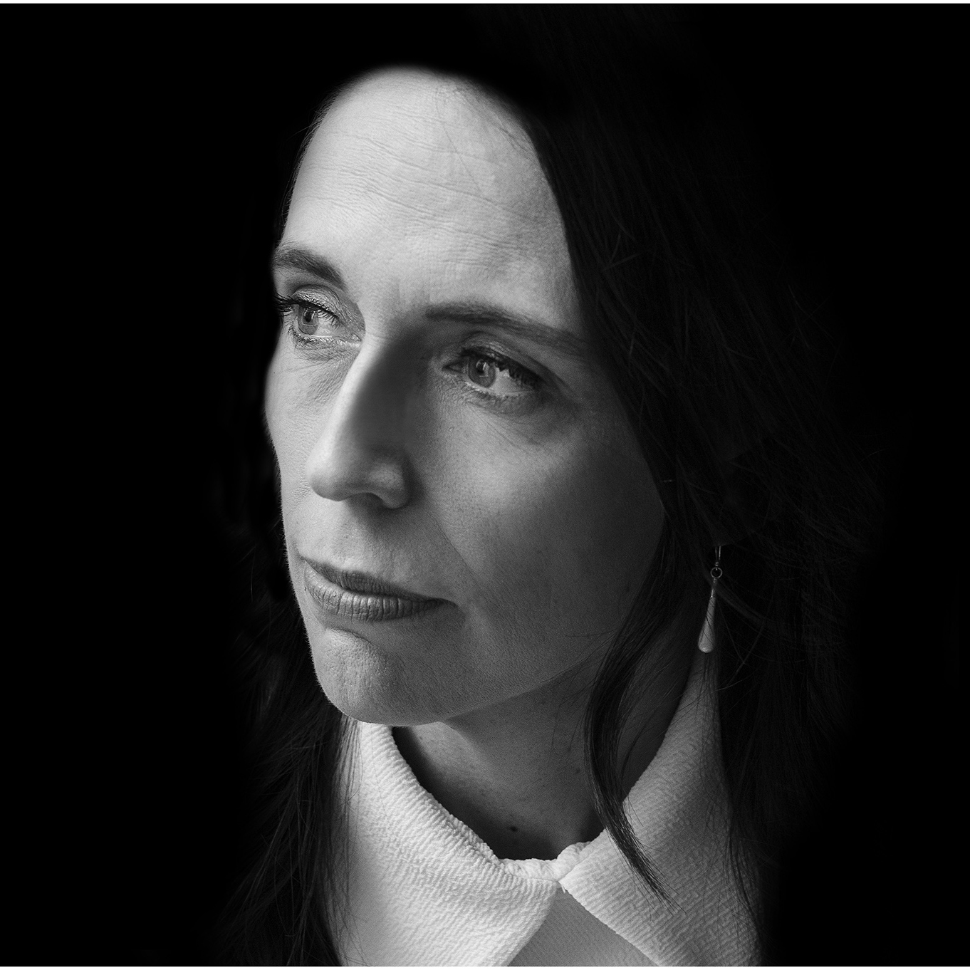 Portraits of an establishment