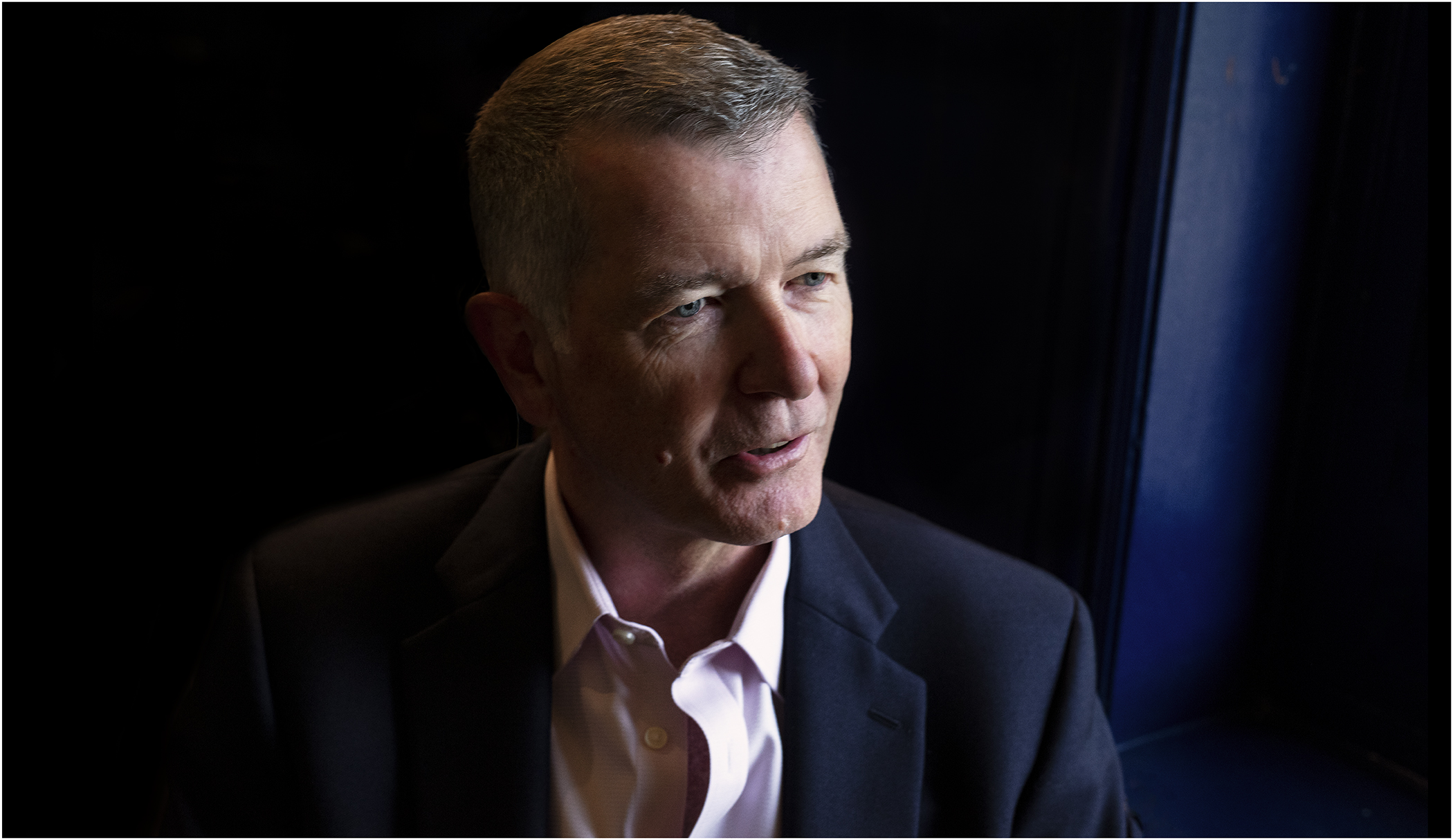 Portraits of an establishment